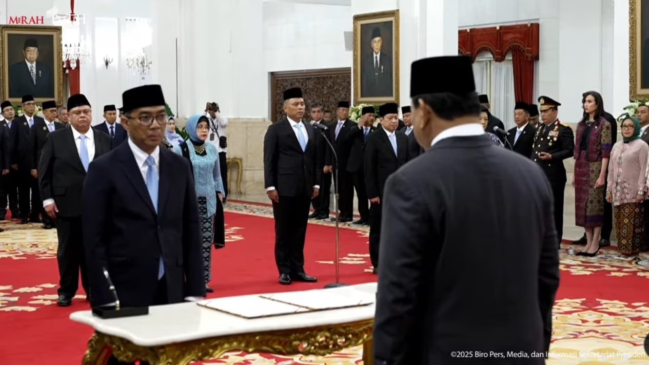 Reshuffle Kabinet Merah Putih: Brian Yuliarto Dilantik Sebagai Mendiktisaintek, Gantikan Satryo ...